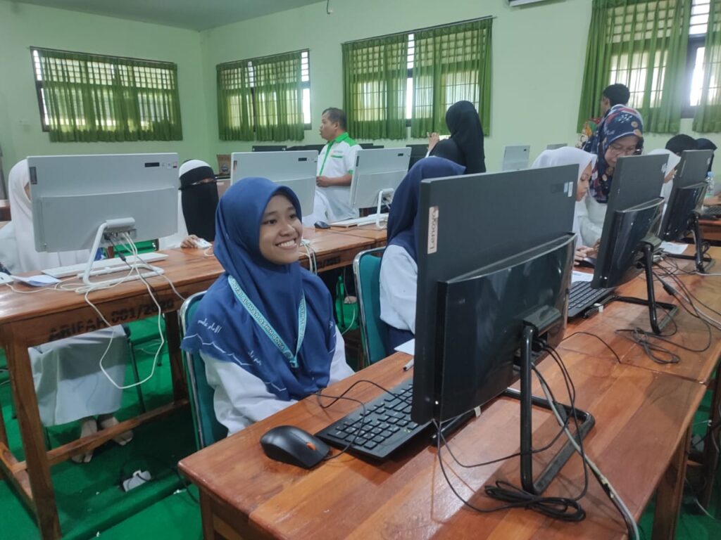 Perkuat Prestasi, MTs Putri Al-Imam Ashim Turut Serta dalam Kompetisi ...