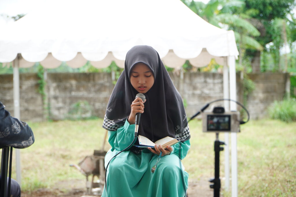 Momen Bersejarah: Peletakan Batu Pertama Asrama Santriwati PPTQ Al-Imam Ashim Putri Kampus ...